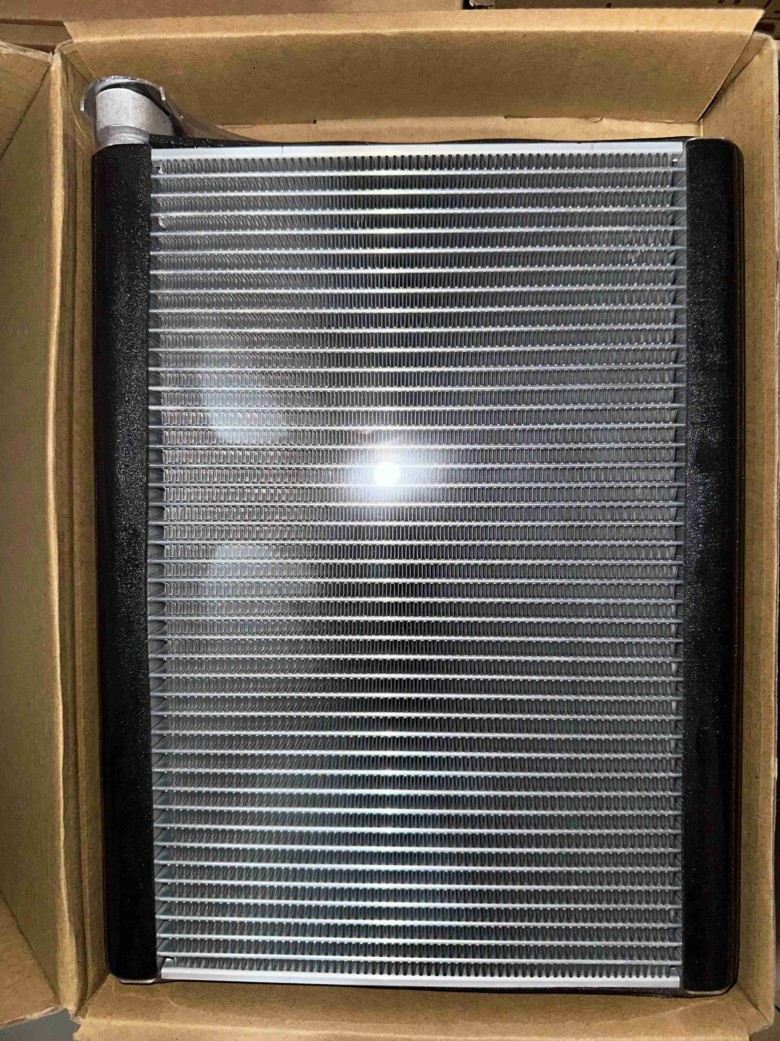 Evaporator (Laminated) - Nissan NV350 Urvan (2015+) | Shopee Philippines