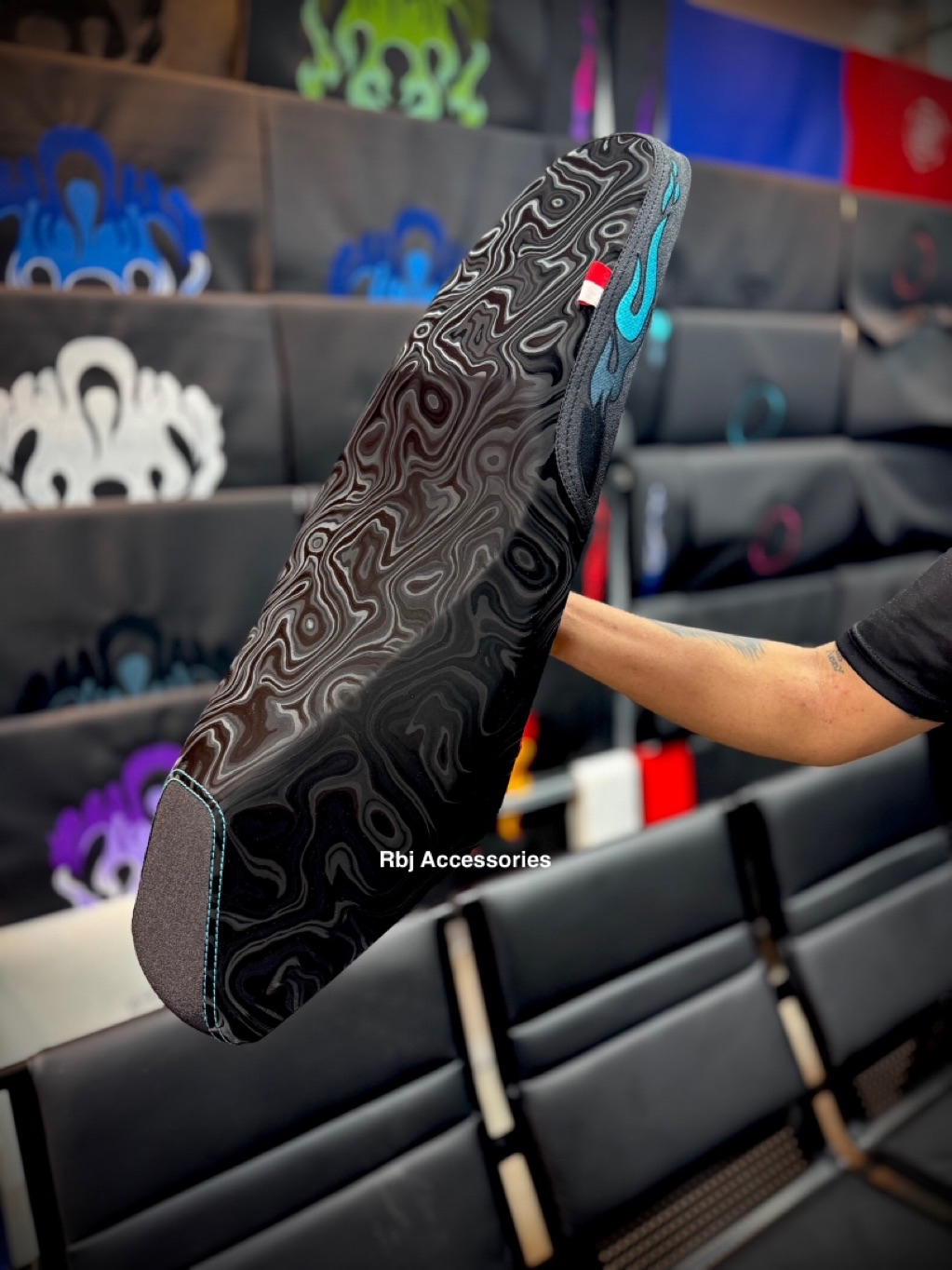 FULL SMOKE CARBON INDO SEAT COVER | Shopee Philippines