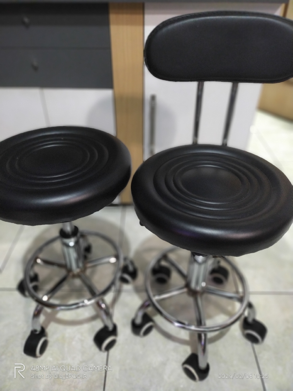 Chair With Wheels Salon Stool Work Bar Stool SPA Stylist Hydraulic ...
