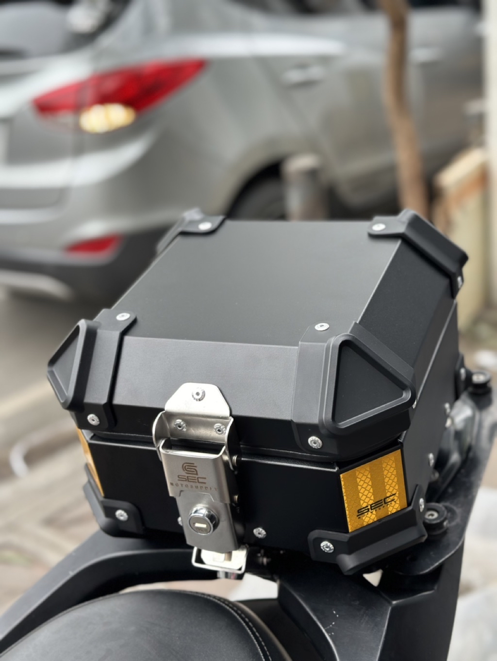 SEC 10liters Alloy Top Box with Metal Baseplate | Shopee Philippines
