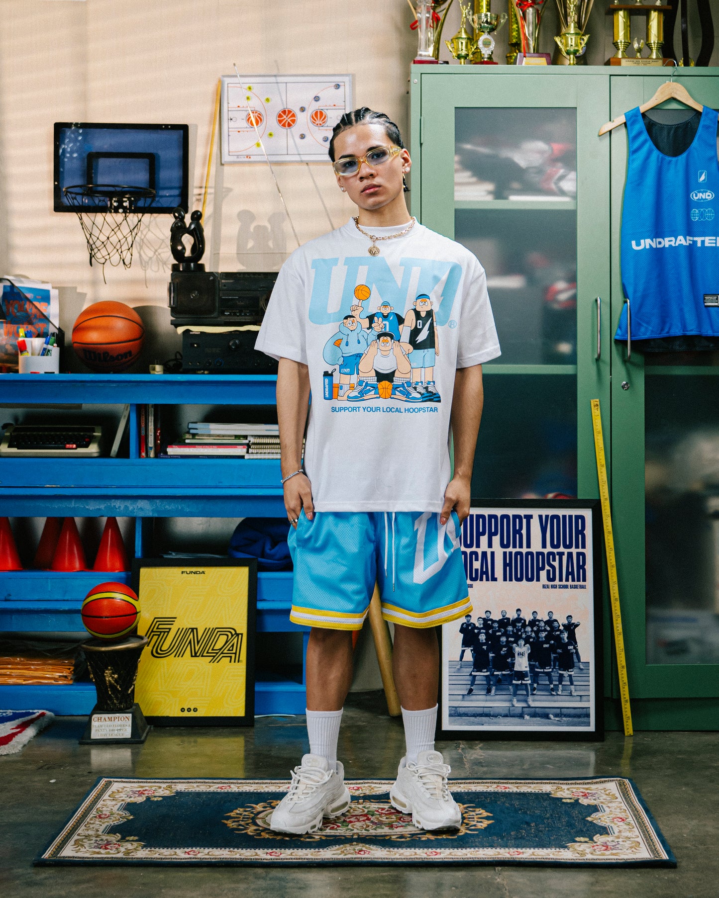 UND Logo Ball Team Tee White-UNDRAFTED Brand Official | Shopee Philippines