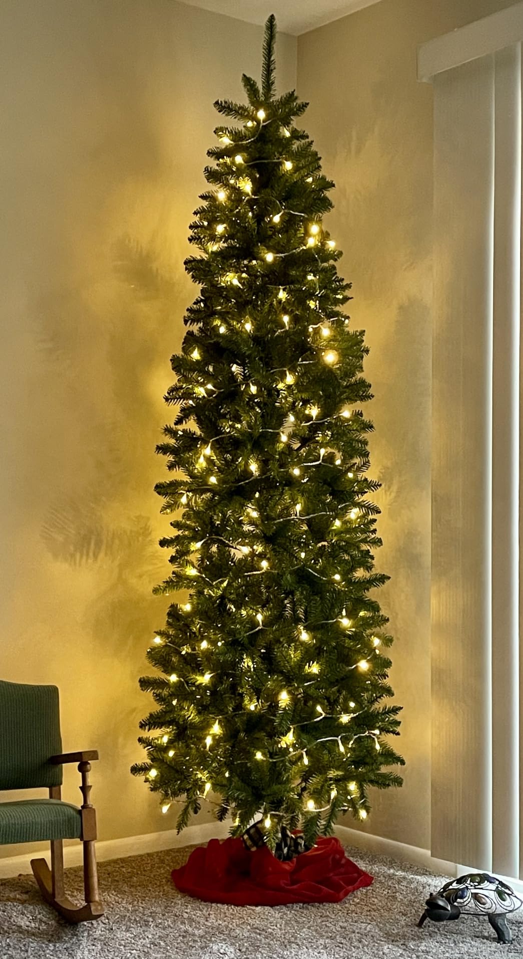 7.5FT Slim Christmas Tree Decoration 1100 Thick Branch Tips Hinged Snow ...