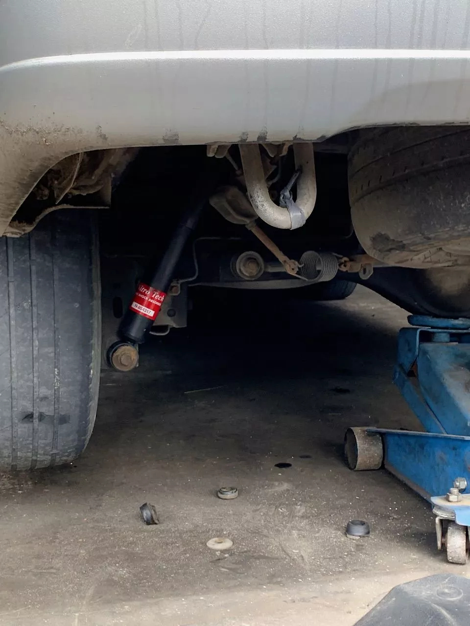 REAR Shock Absorber Toyota Innova [ 2004 - 2024 ] | Shopee Philippines