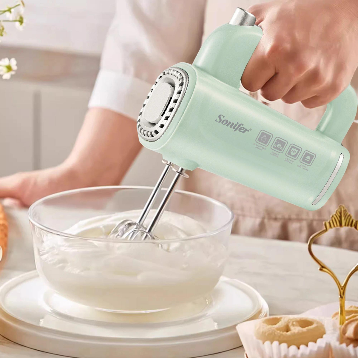 Sonifer Electric Hand Mixer Portable 5 Speed with push eject ...