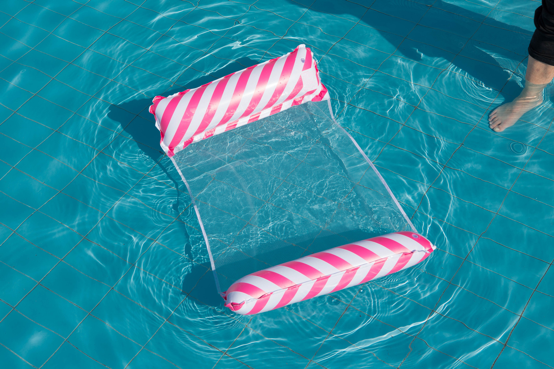 Floating Water Hammock Float Lounger Water Inflatable Floating Bed Pool ...