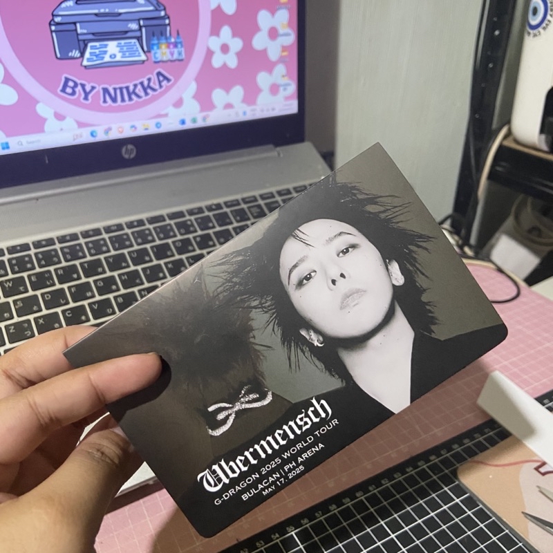 G-Dragon Übermensch Ticket Holder / Concert Ticket Holder with 2pcs ...