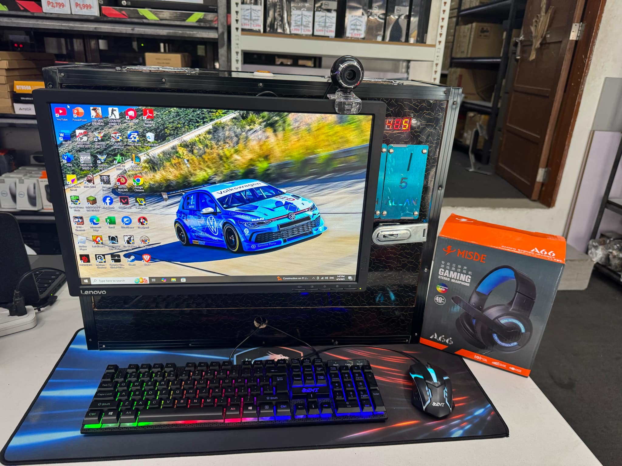 TABLETOP PISONET AMD A6 7400 8GB / 240GB SSD 22 WIDE MONITOR WITH ...