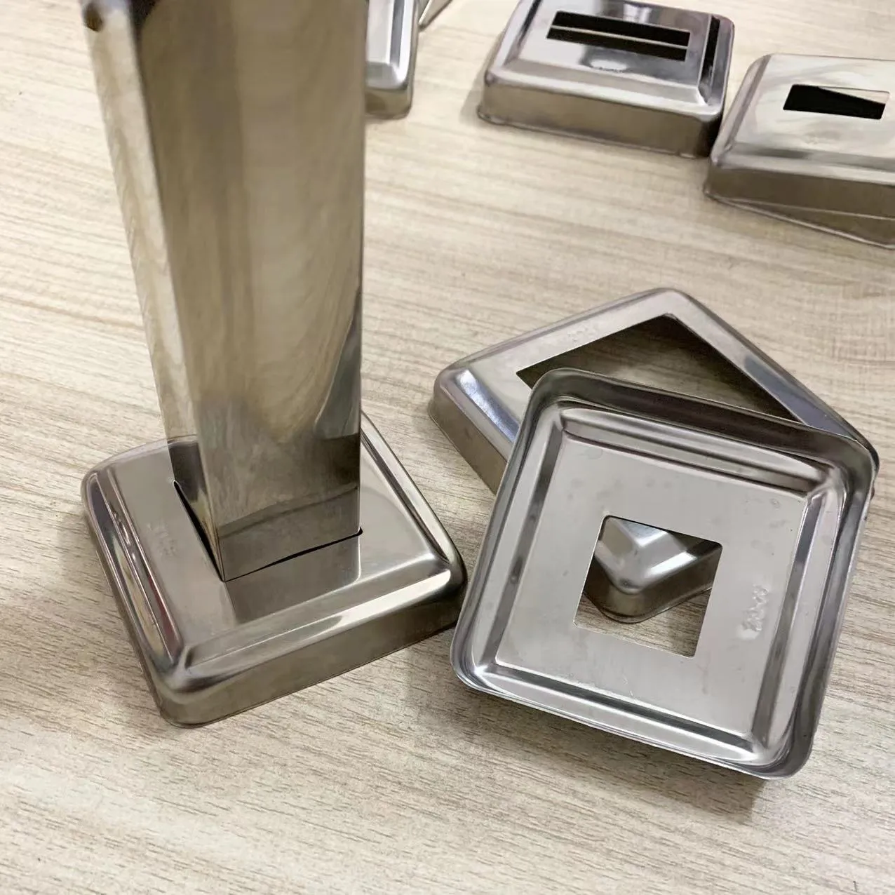 Stainless Steel Foot Plate Flange Cover Square Tube Tubular Stainless ...