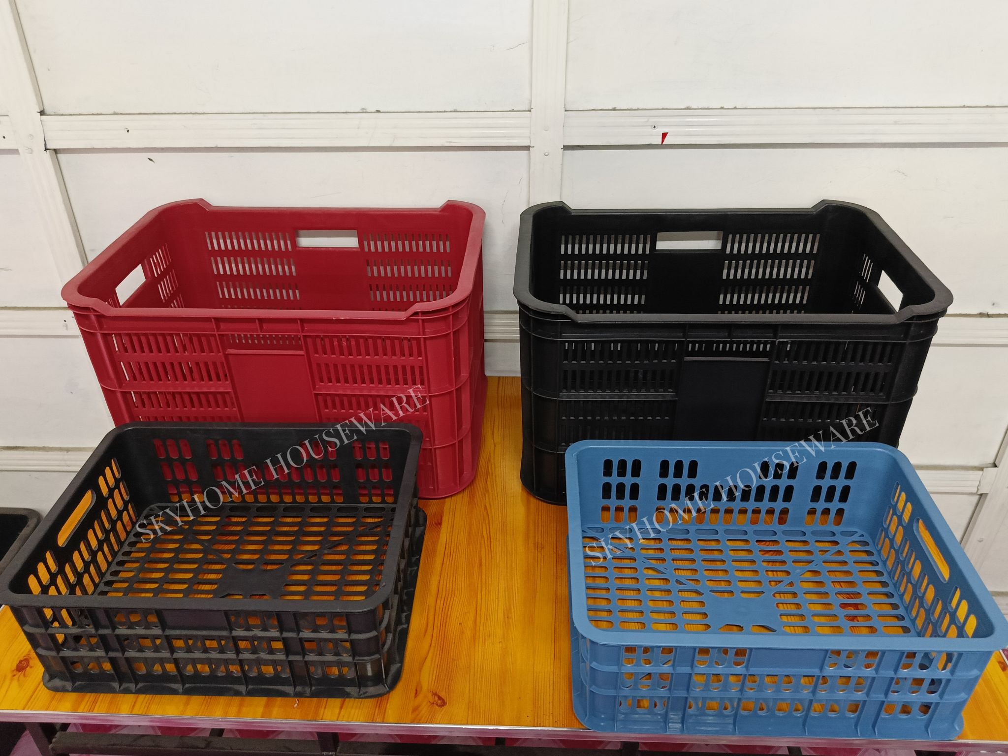 Large/Small Crates ( Heavy Duty ) Stackable Storage Fruit Crates-553/ ...