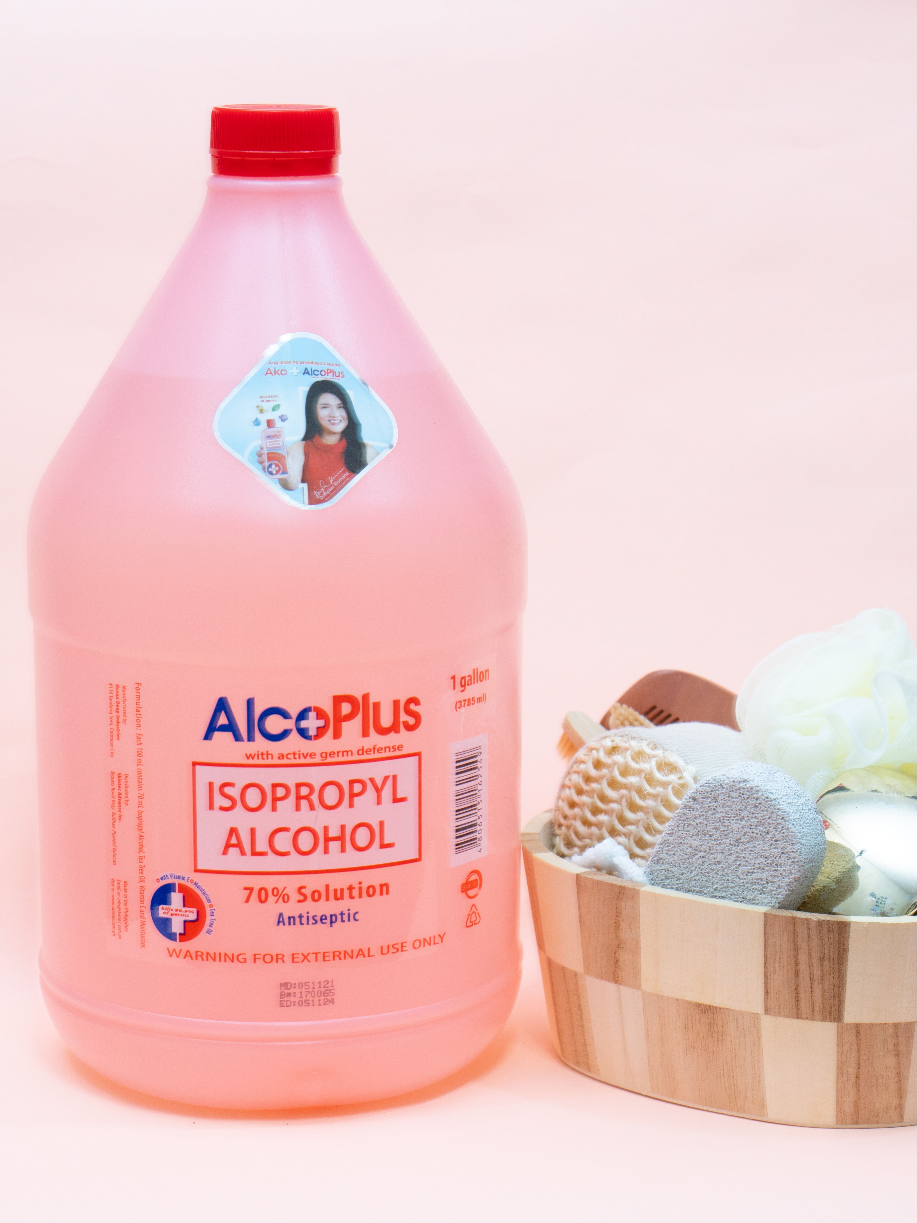 AlcoPlus Red 70% Isopropyl Alcohol 1 GALLON | Shopee Philippines