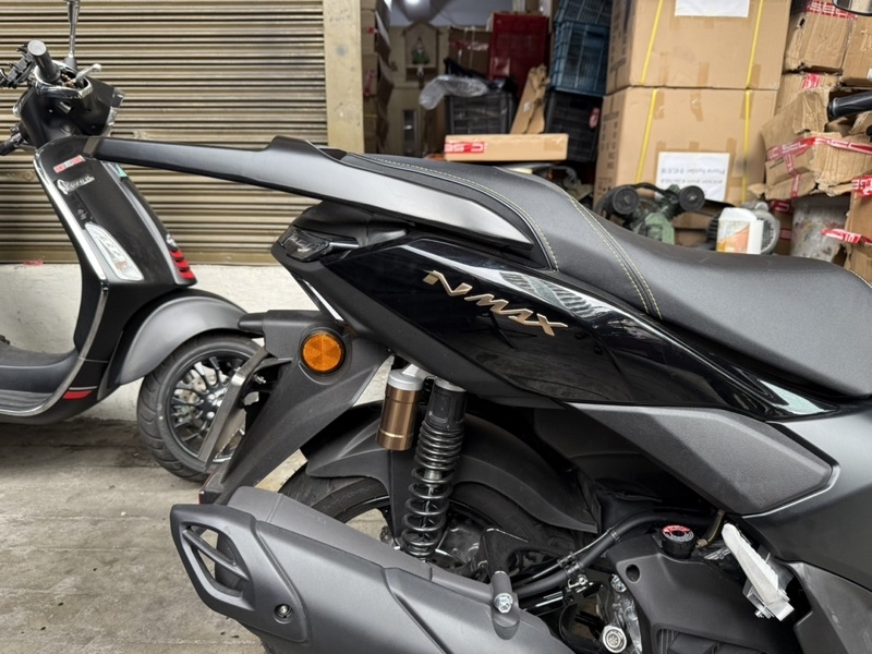 nmax 2020 v2 & v2.1 / nmax v3 / nmax turbo top box bracket HARPY ...