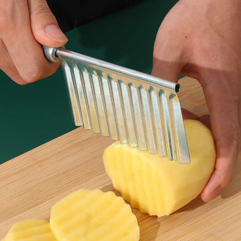 Wavy Cutter Potato Cucumber Carrot Waves Cutting Slicer Kitchen Wavy ...