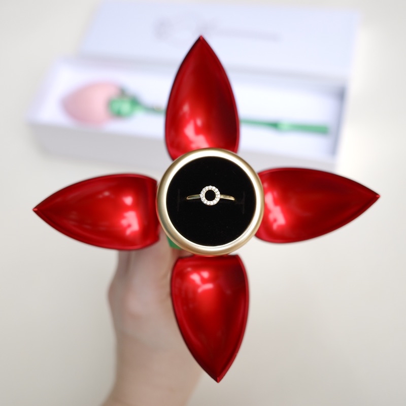 Callie Tulip Flower Jewelry Case Gift Packaging for Mother's Day Shop ...