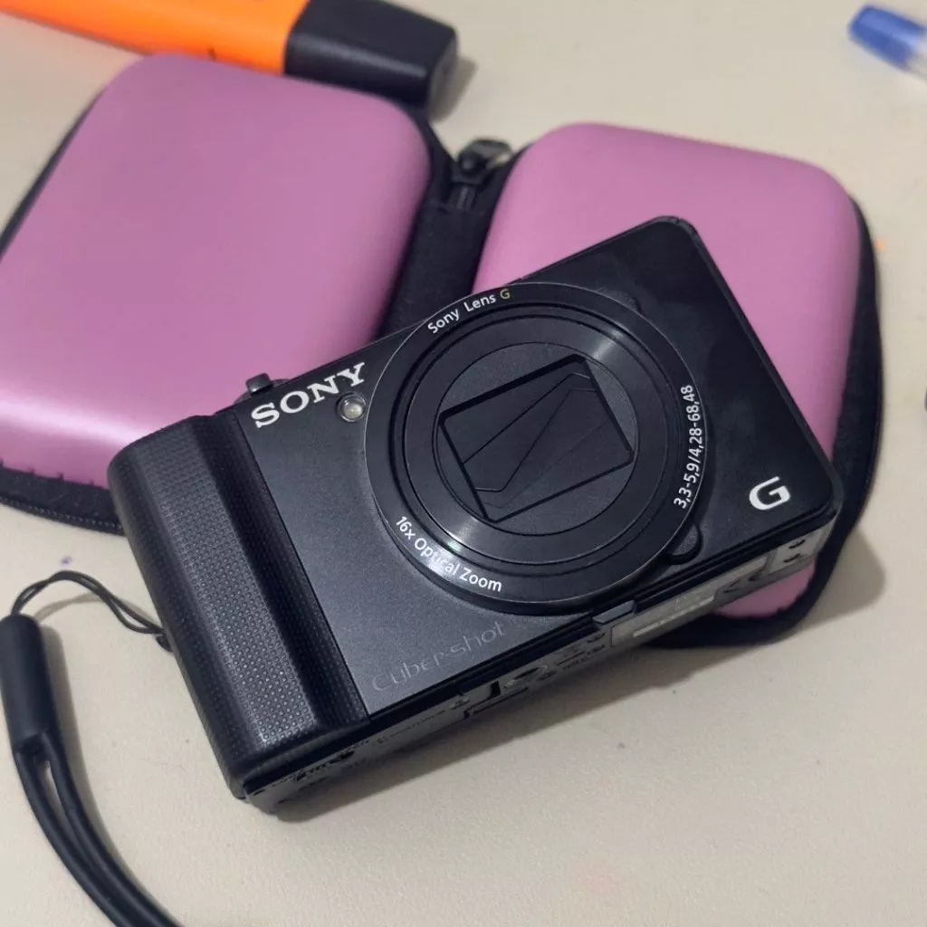 TODAY Sony Cybershot DSC HX9V Compact Digital Camera Mint Condition with freebies | Shopee ...
