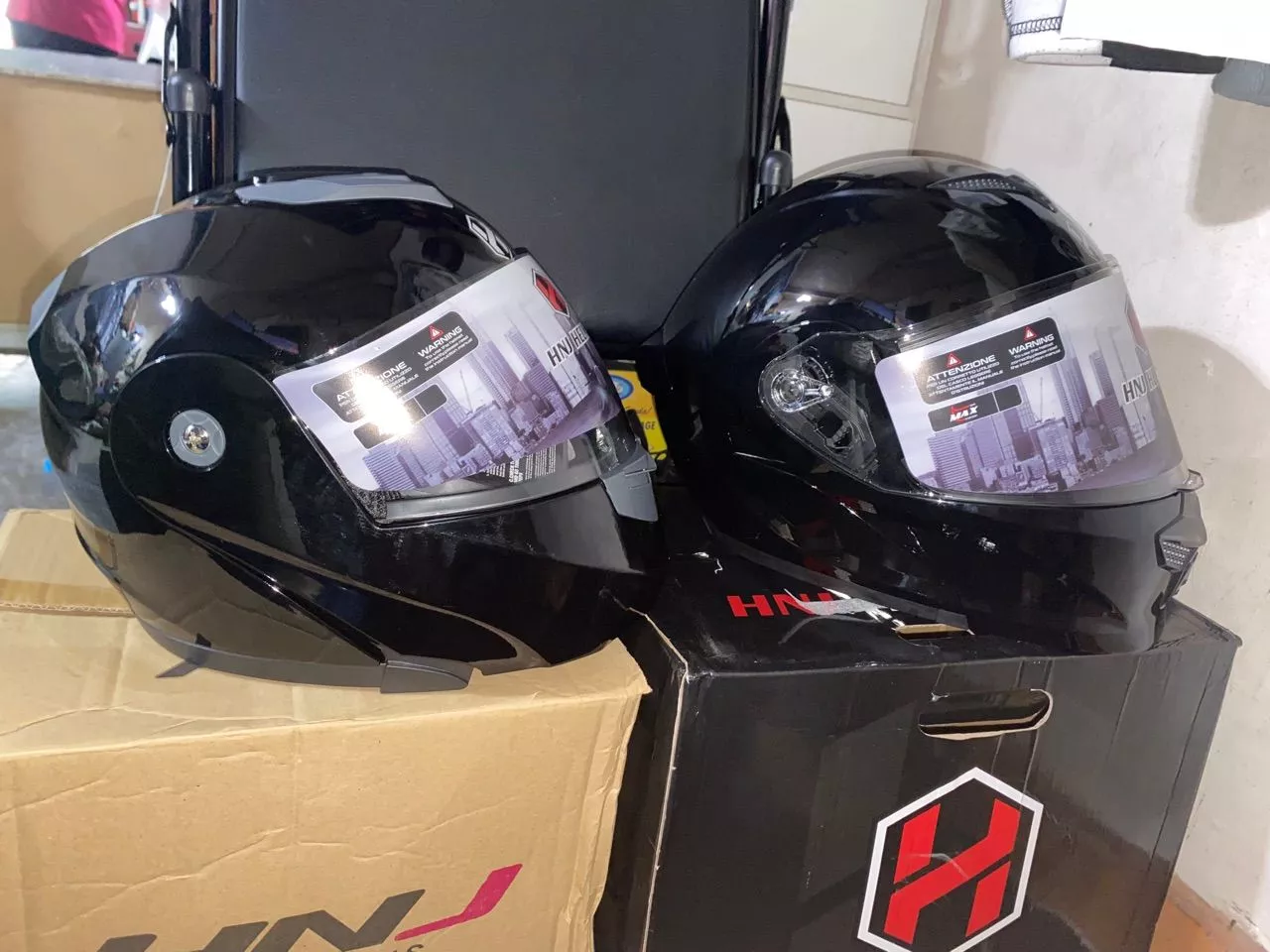 HNJ 937 Modular Helmet Couple Buy 1 Take 1 Couple Helmet For Woman Man ...