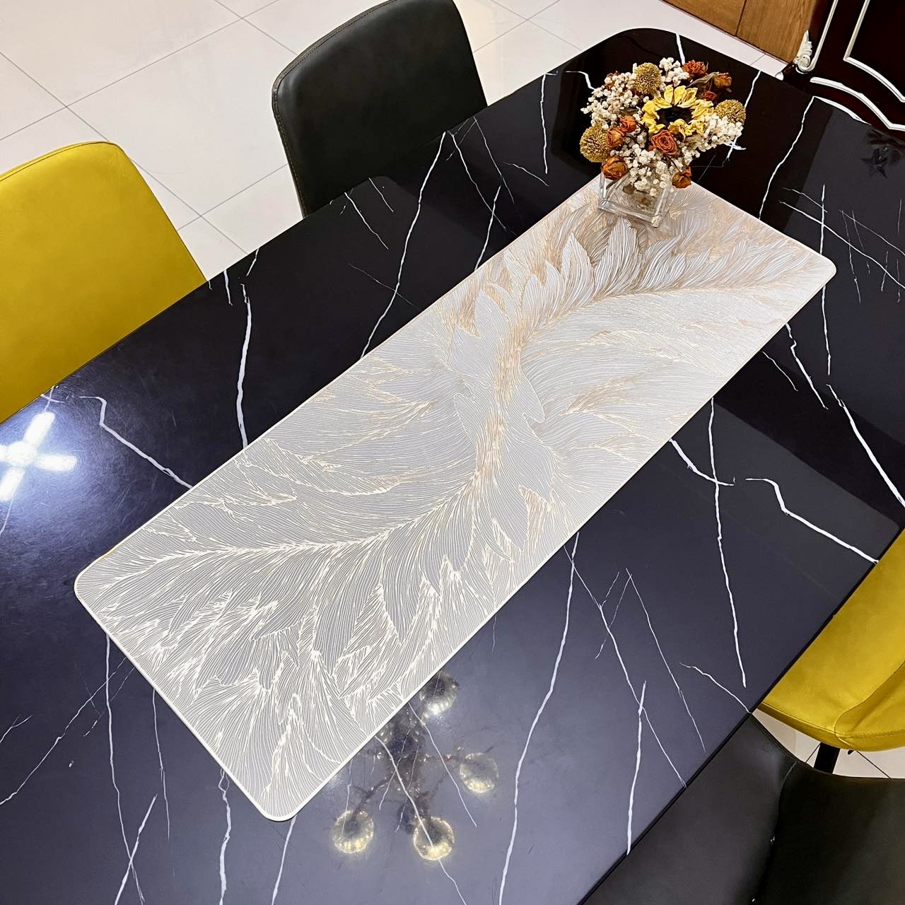 Center Piece Gold Leaf Center Piece PVC Waterproof Non-slip Elegant ...