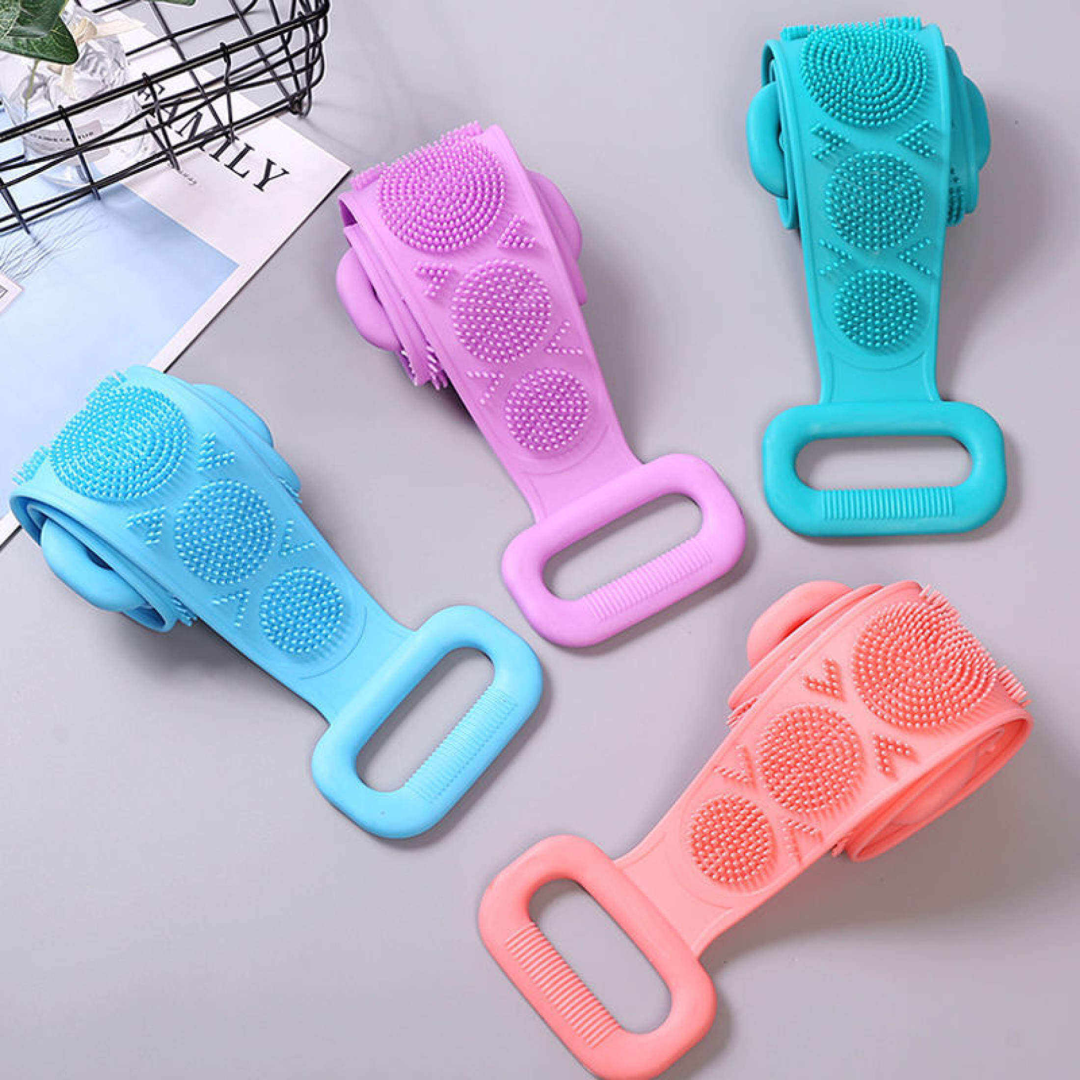 Novvia SLengthen Bath Silicone Back Scrubber for Shower, Exfoliating ...