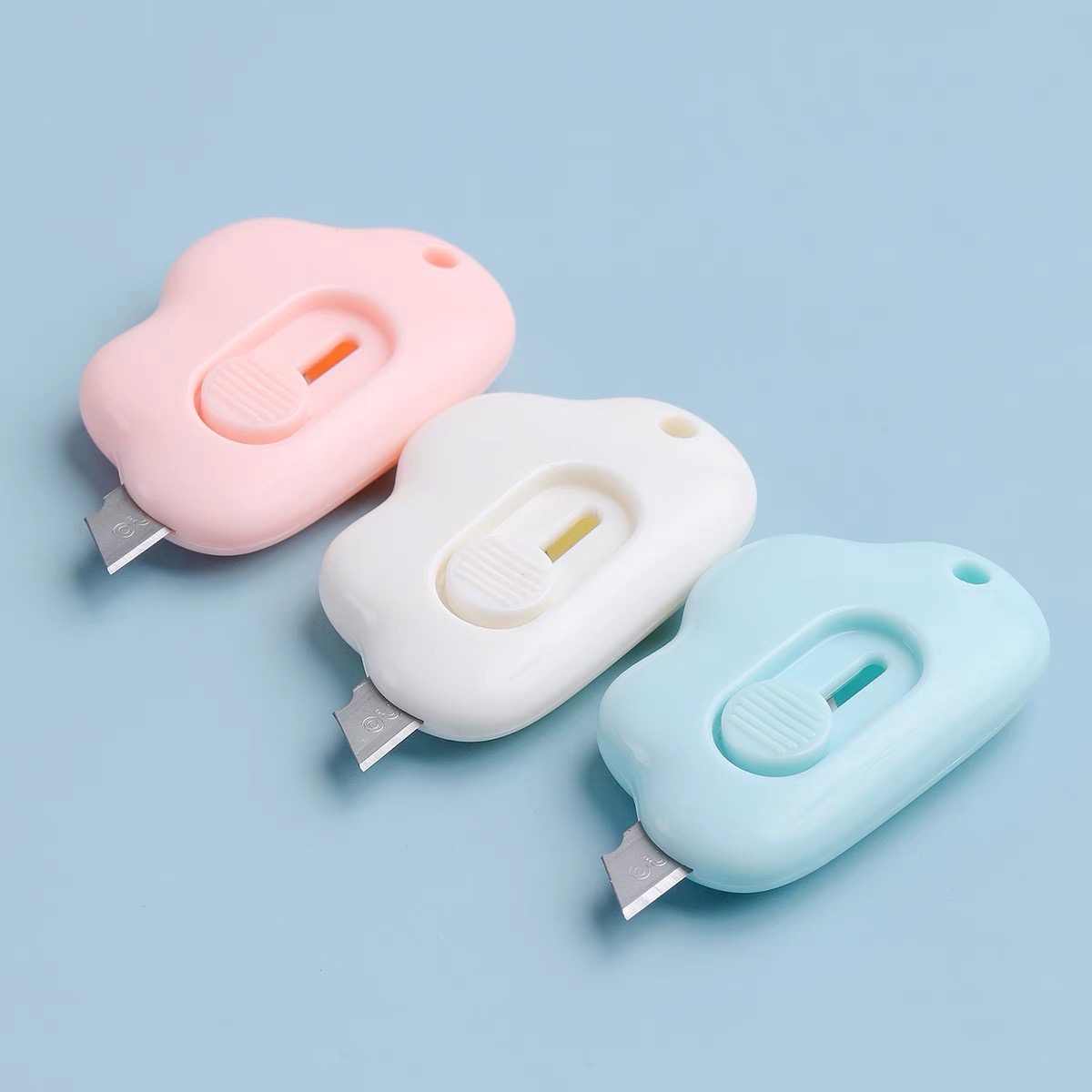 Japanese Simple Utility Cutter with Hidden Blade Box Opening Cut ...
