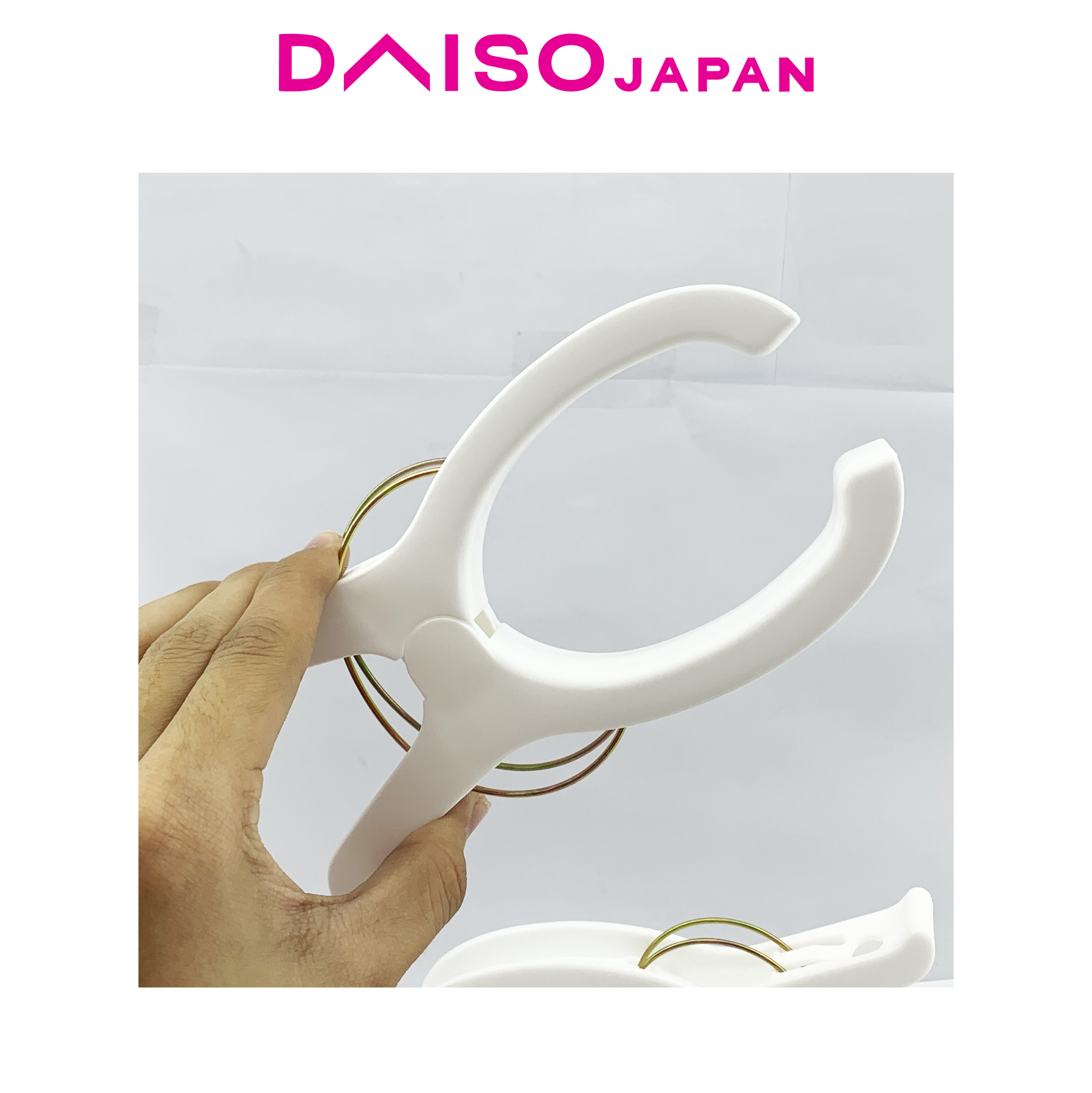 Daiso Big Pinch Clothespin for Balcony (2 pieces) | Shopee Philippines