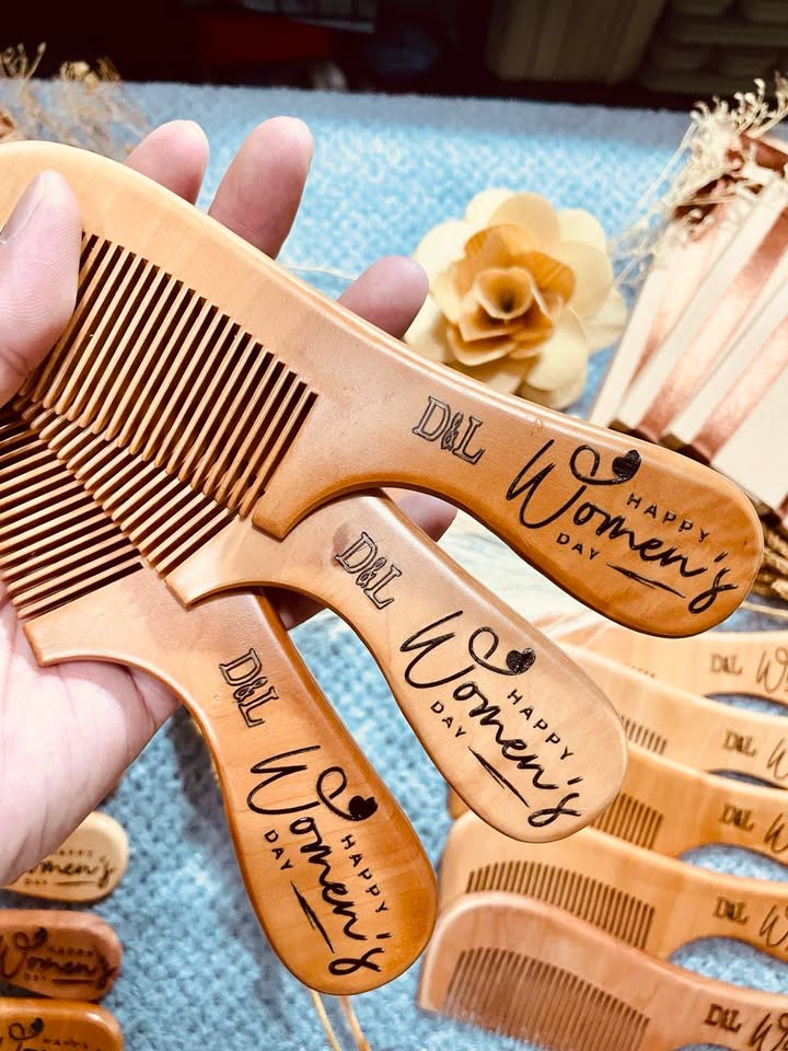 PERSONALIZED Wooden Hair Comb [ Laser Engrave ] | Shopee Philippines