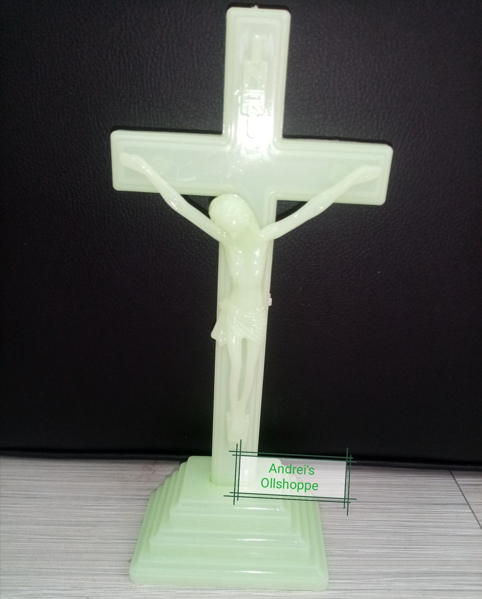 Luminous Crucifix Cross with Stand(Glow in the Dark) | Shopee Philippines