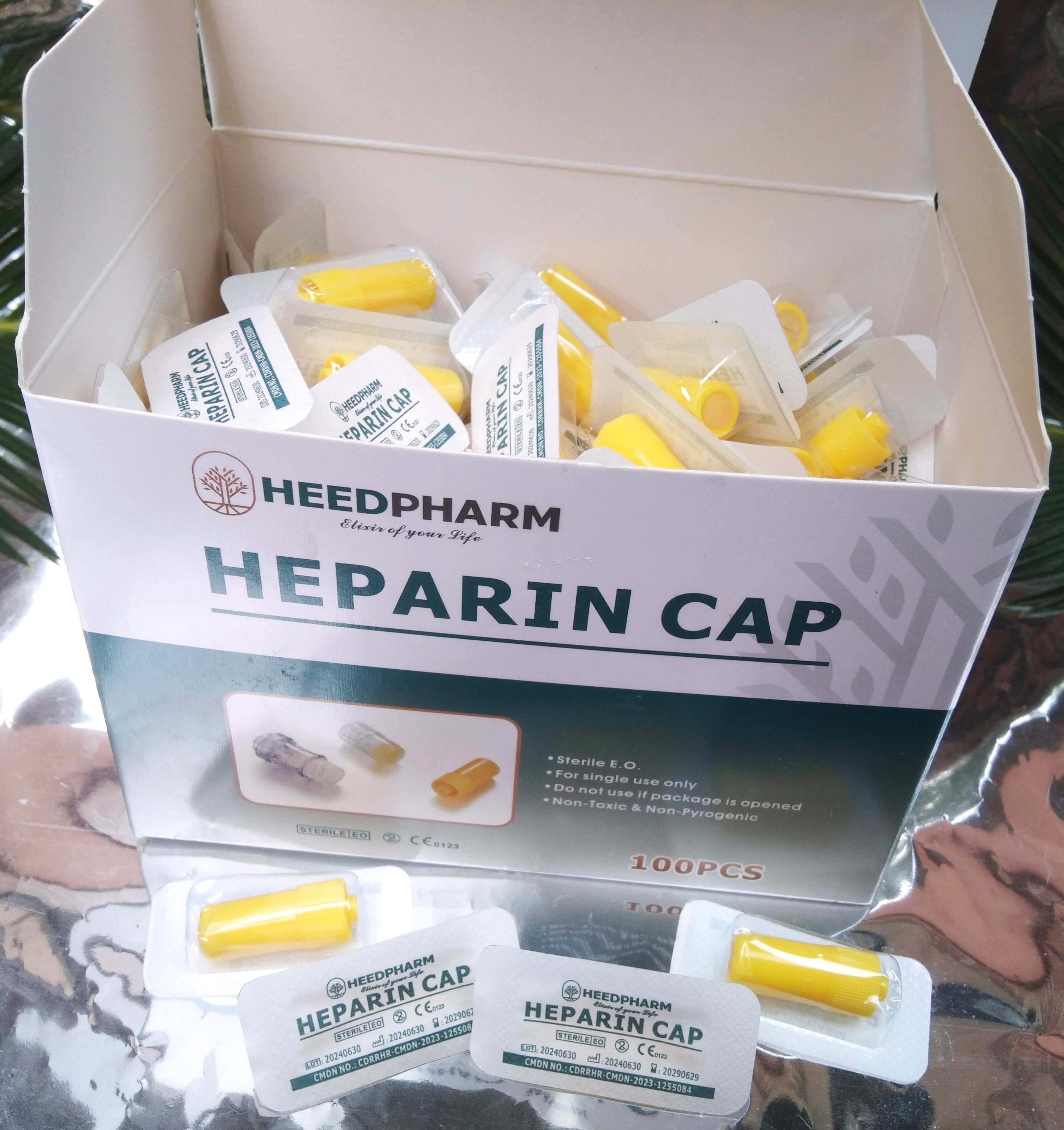 (2 Pcs) HEPLOCK CAP HEPARIN CAP In-Stopper HEEDPHARM. | Shopee Philippines