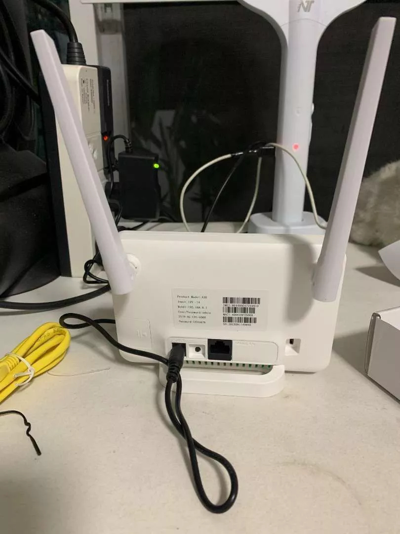 CP106 SIM Router WiFi Router , Modem, 300Mbps 4G/5G Network, 2.4G Dual ...