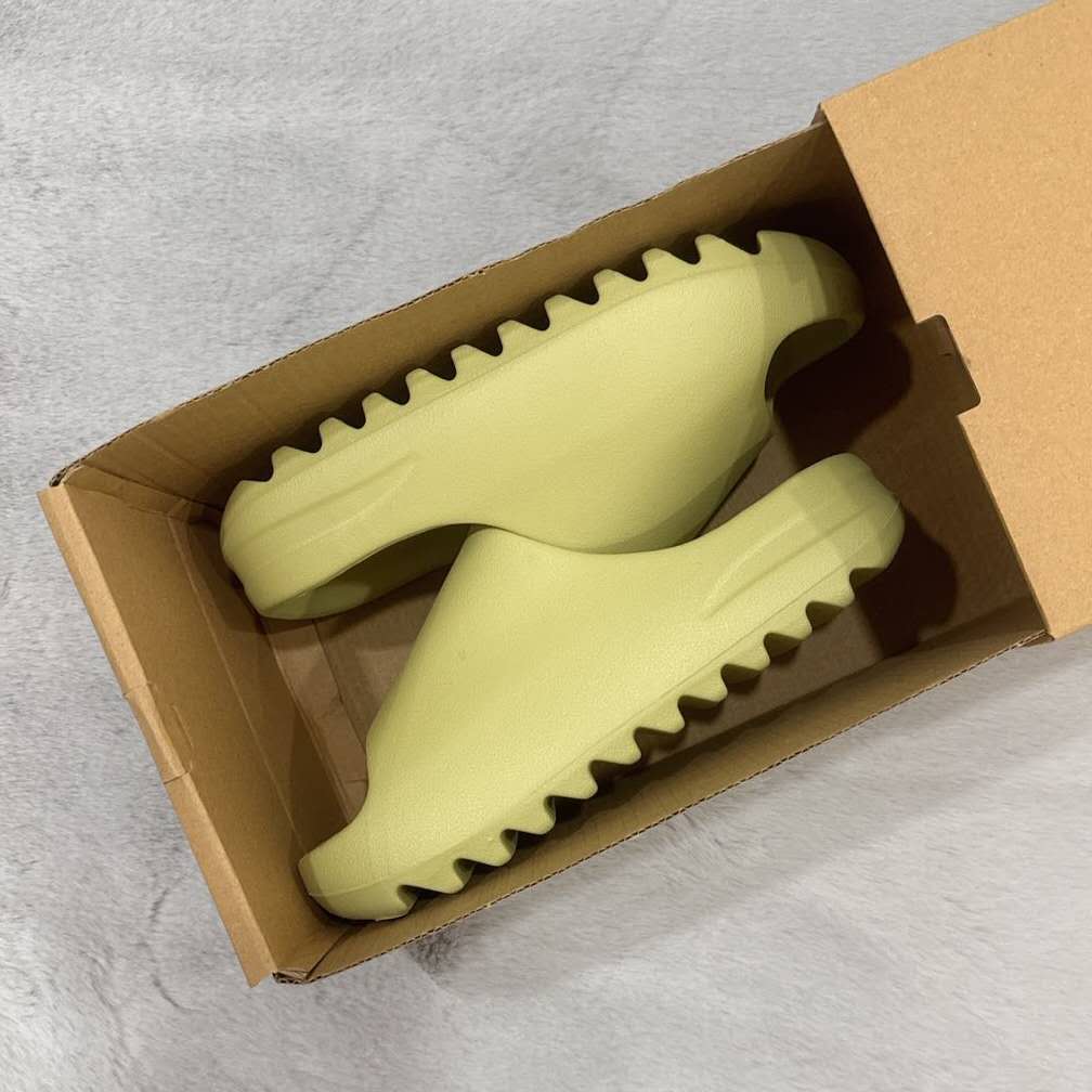 YEEZY SLIDES KANYE WEST HIGH QUALITY FASHIONABLE CASUAL SLIPPERS FOR ...