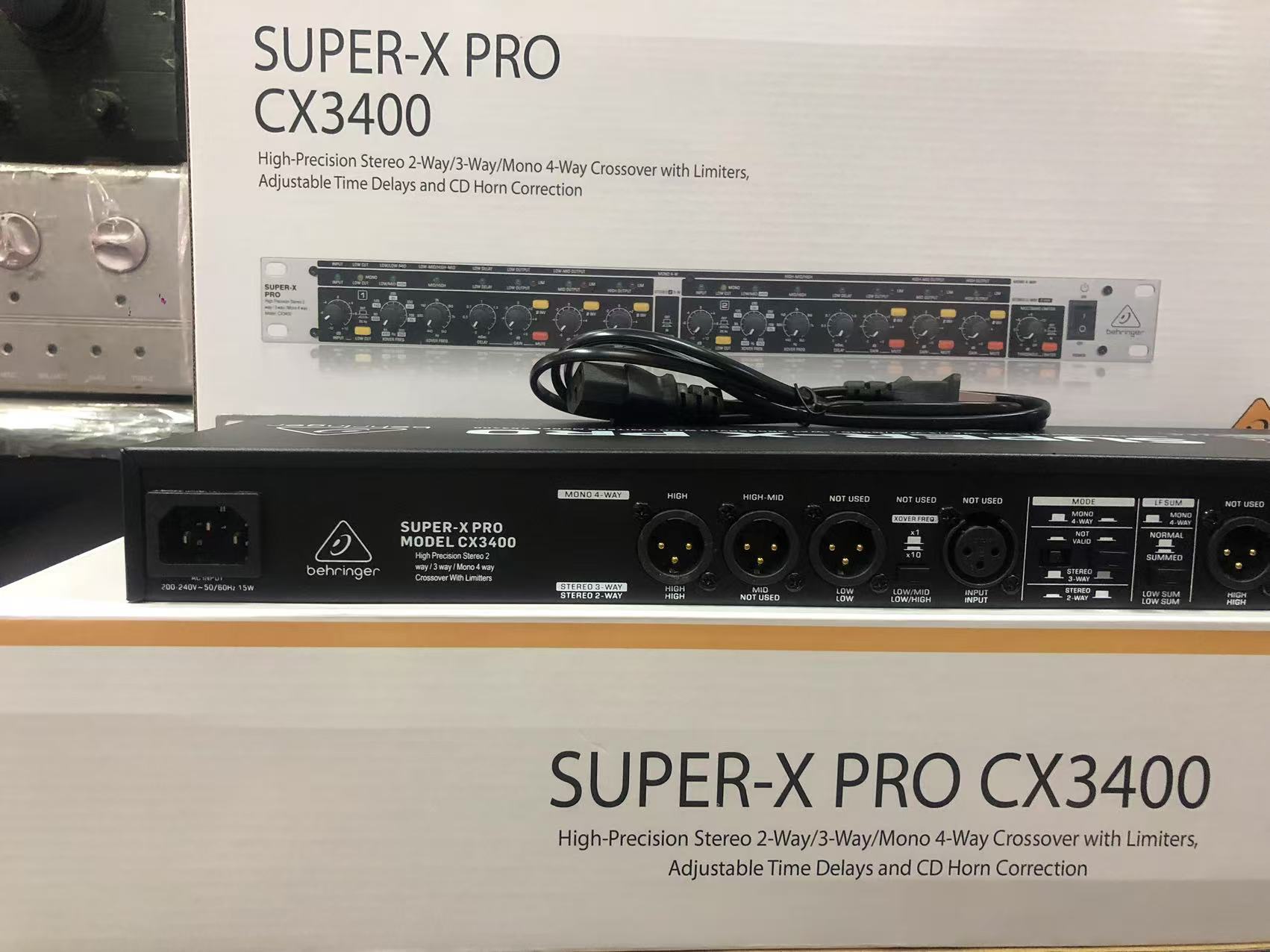 Crossover Behringer SUPER-X PRO CX3400 V2 2-Way/3-Way/Mono 4-Way ...