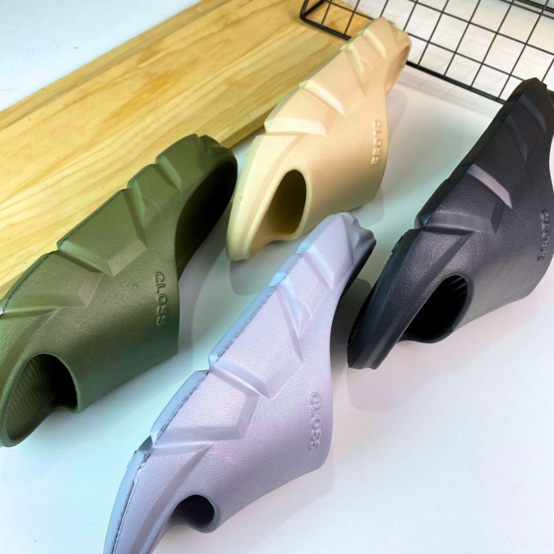 [𝐁𝐅𝐊] Closs 2025 New Non-Slip For Men And Women Outdoor and Indoor ...