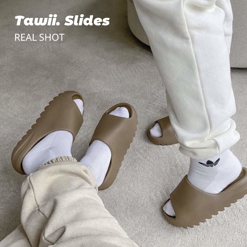 Tawii. AD Yeezy Slides Kanye West Summer Slippers for man Both Indoor ...