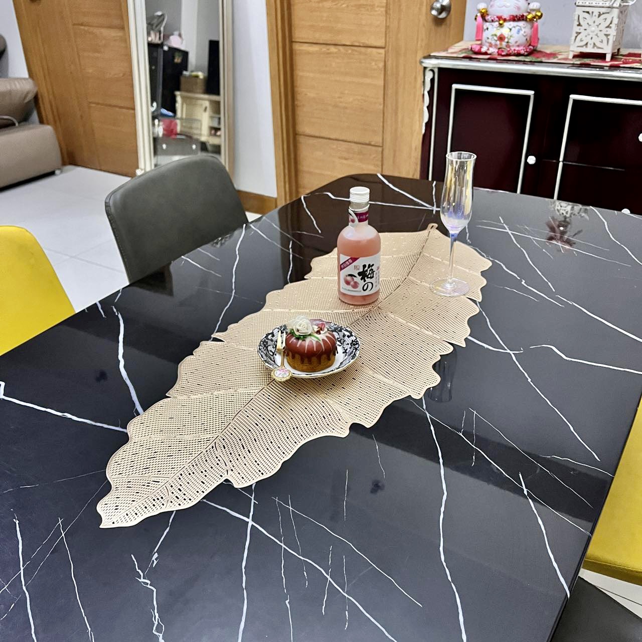 Center Piece Gold Leaf Center Piece PVC Waterproof Non-slip Elegant ...