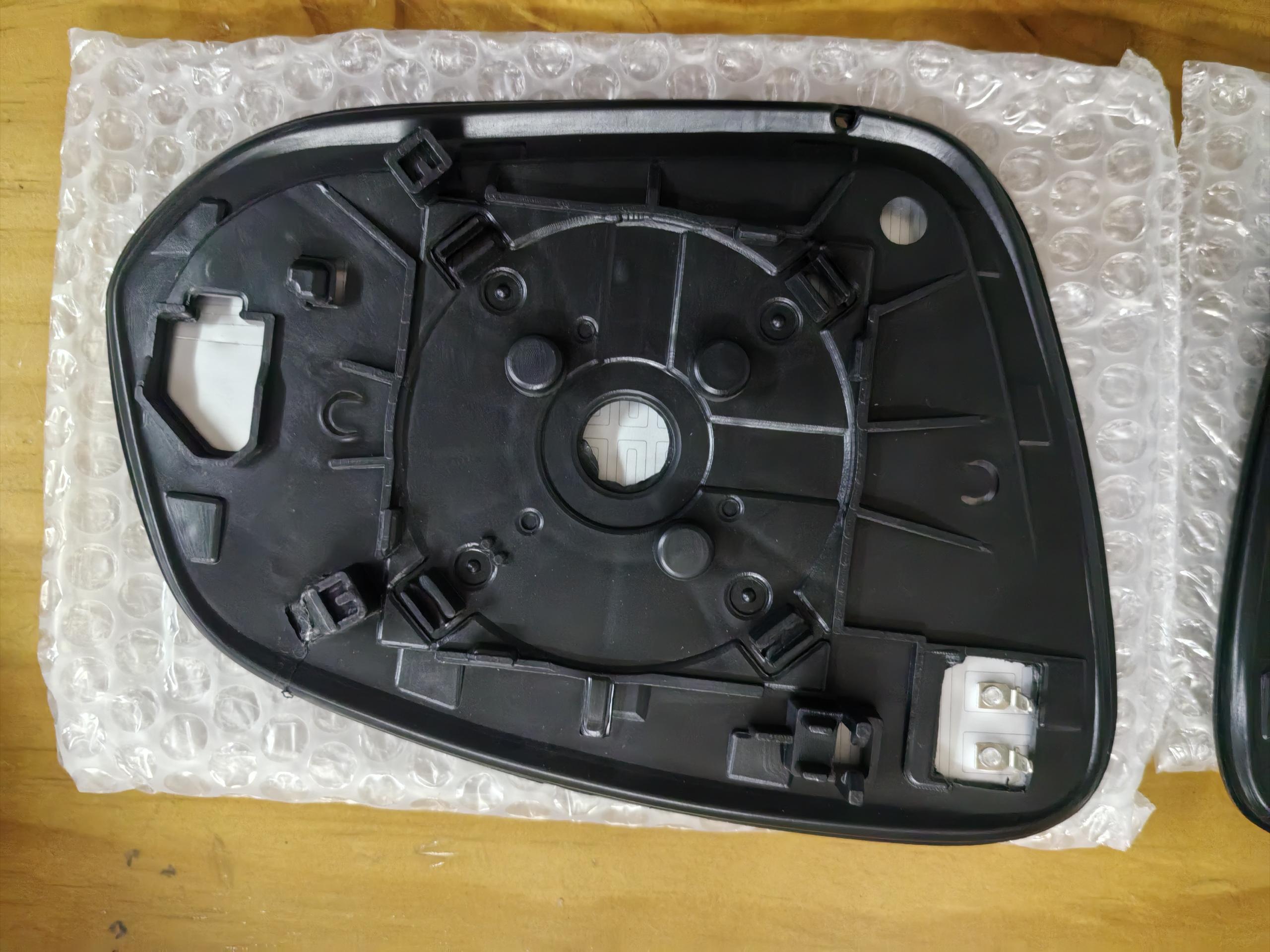 Toyota Hilux/ Innova/ Fortuner 2016-2025 Side Mirror Lens (For Power ...