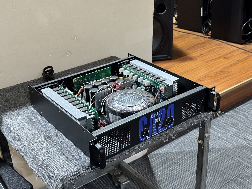 BEIJI CA20 audio amplifier 1200W two-channel high-power professional amplifier 8ΩSpeaker ...