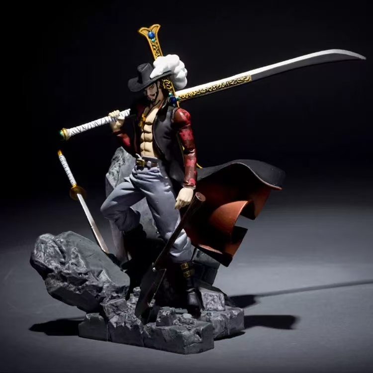 One Piece figurine the king of the ultimate battle design is a Mihawk ...