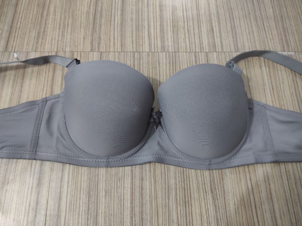 Sassy Secret Strapless push up plain bra with wire onhand size 36 to ...