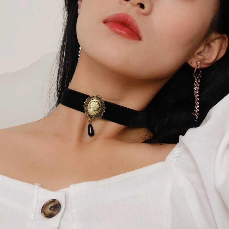 Elegant Choker Victorian Black Velvet Lace Cameo Choker Gothic Lady ...