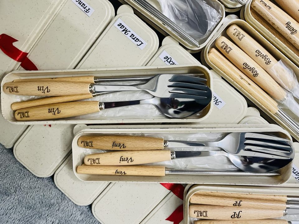 PERSONALIZED Wooden Cutlery Set with Case / Spoon, Fork and Chopsticks ...
