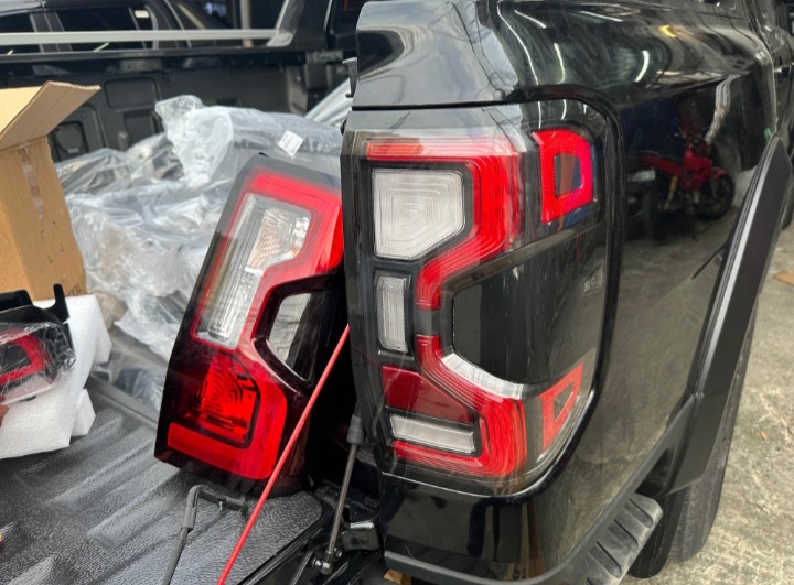 Ford Ranger 2023 to 2026 Tail lamp / Tail light Assembly Thailand Made ...