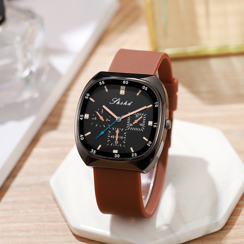 Fashionable waterproof men's and women's Korean quartz watches, light ...