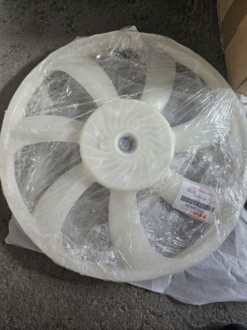 Suzuki Radiator Fan 17111-73R00-000 All New Ertiga, XL-7 Denso Original ...