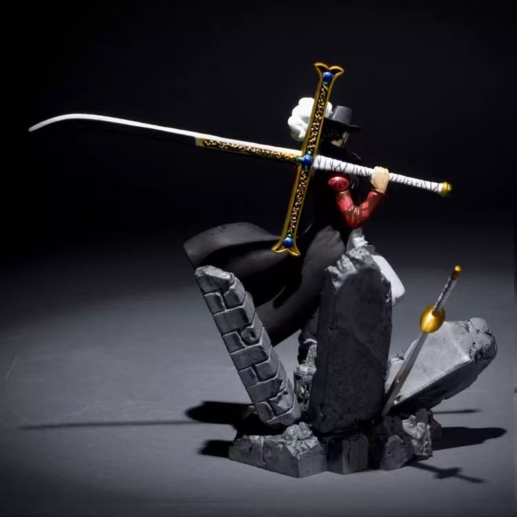 One Piece figurine the king of the ultimate battle design is a Mihawk ...