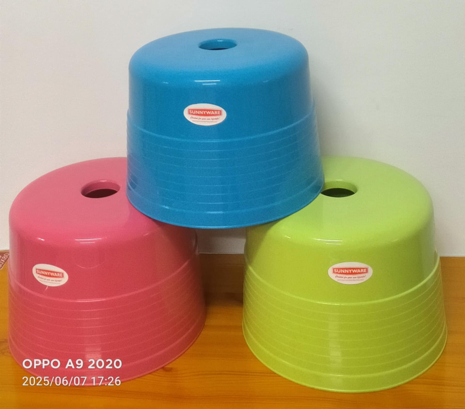 STOOL SHORT CHAIR/LAUNDRY STOOL SUNNYWARE PLASTIC LAUNDRY STOOL #9737 ...