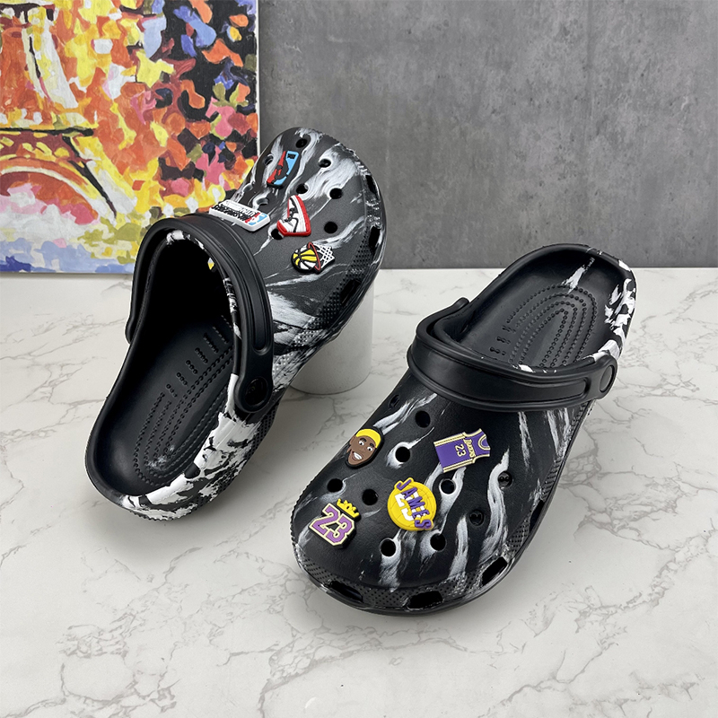 Classic Crocs couple casual sandals solid color official same style men ...