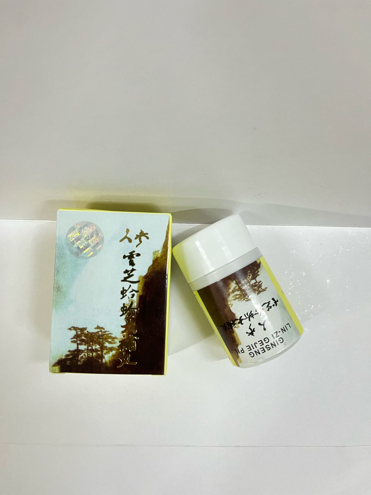 Ginseng Vitamins 30's lin-zi white bottle free shipping fee fast ...