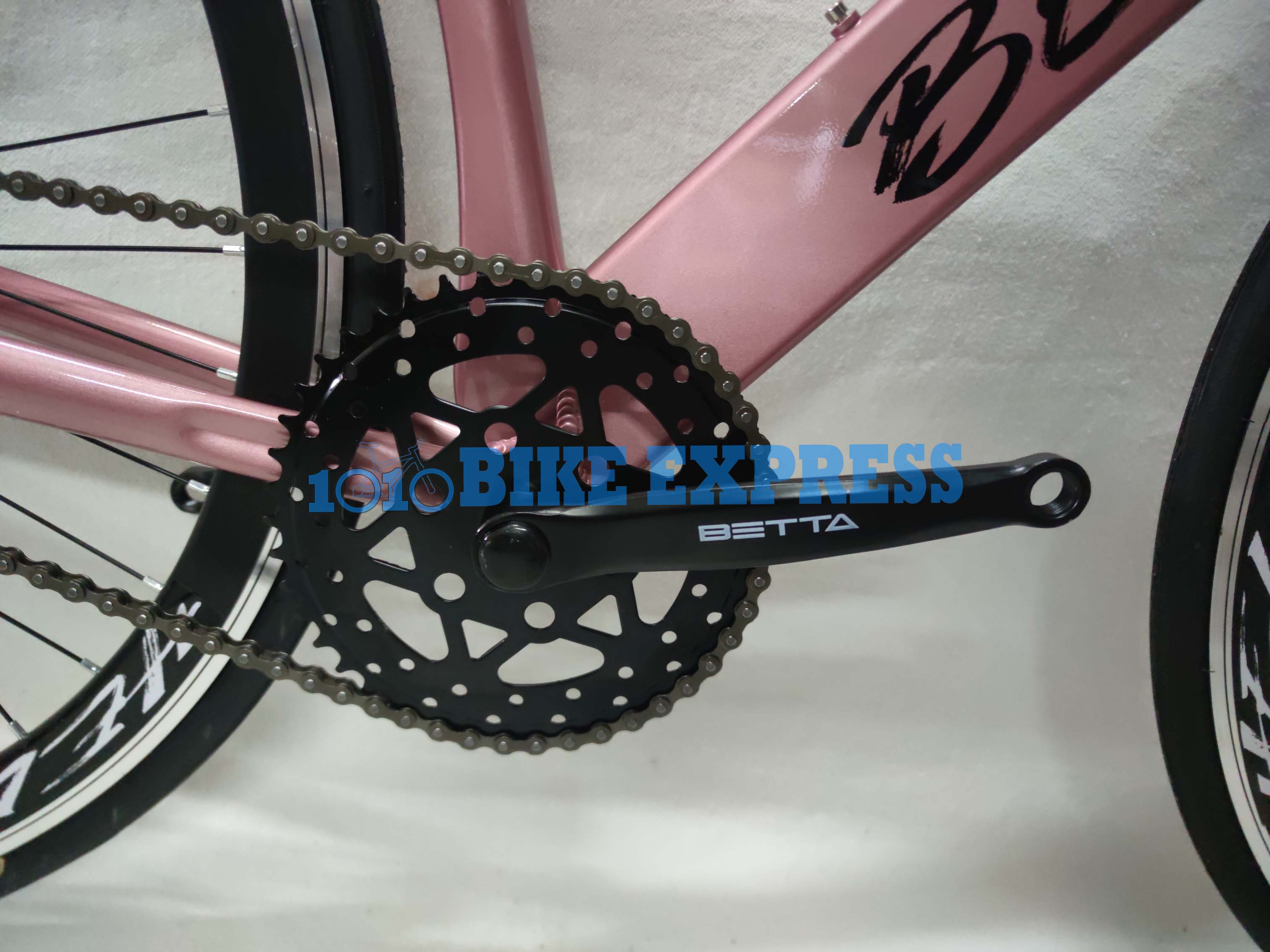BETTA HELLBOY FIXIE AERO 700x25C | Shopee Philippines