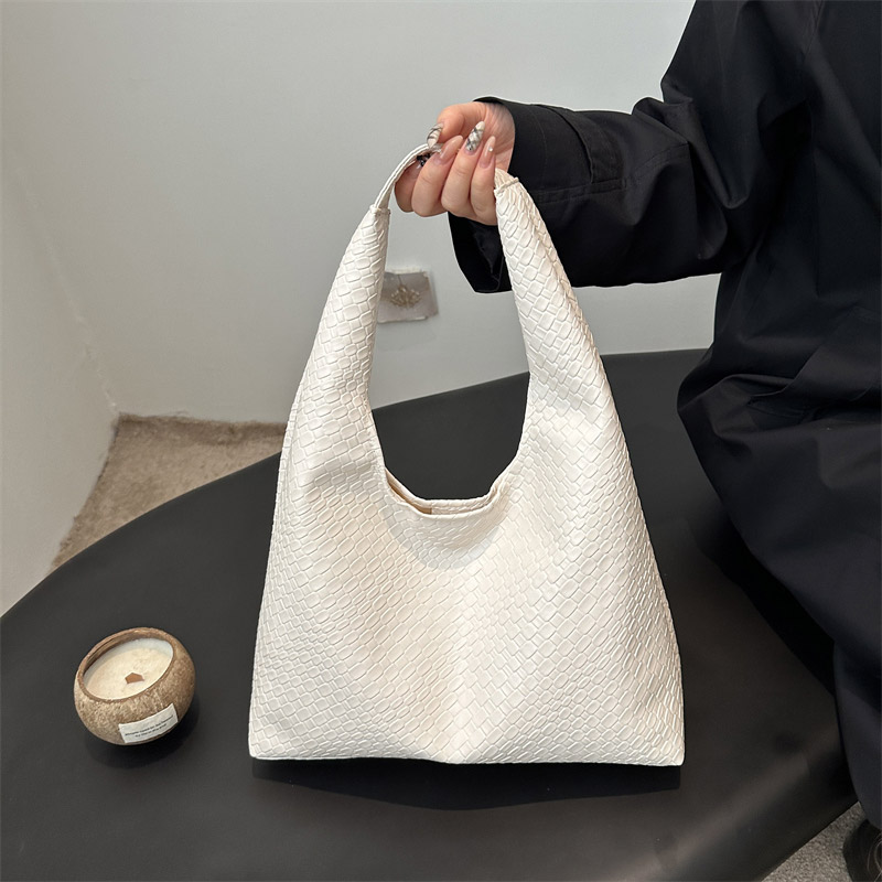 Large Woven Bag Leather Shoulder Bag High Quality Hobo Bag Sling Bag ...