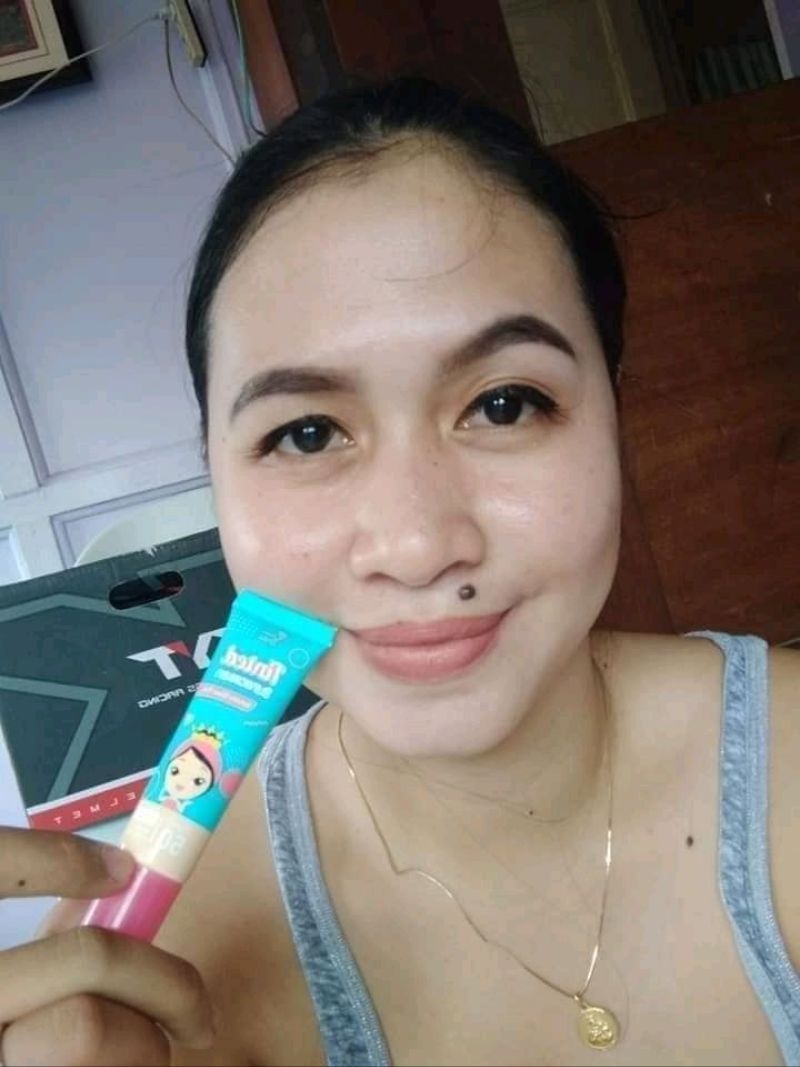 Queen White Tinted Auto Adjusting Sunscreen SPF50 | Shopee Philippines