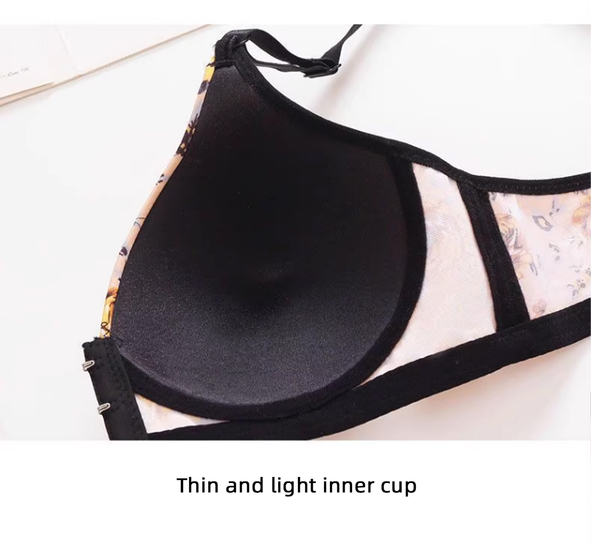 Thin Wireless Front-Closure Push-Up Bra: Comfortable Armpit Fat Control ...