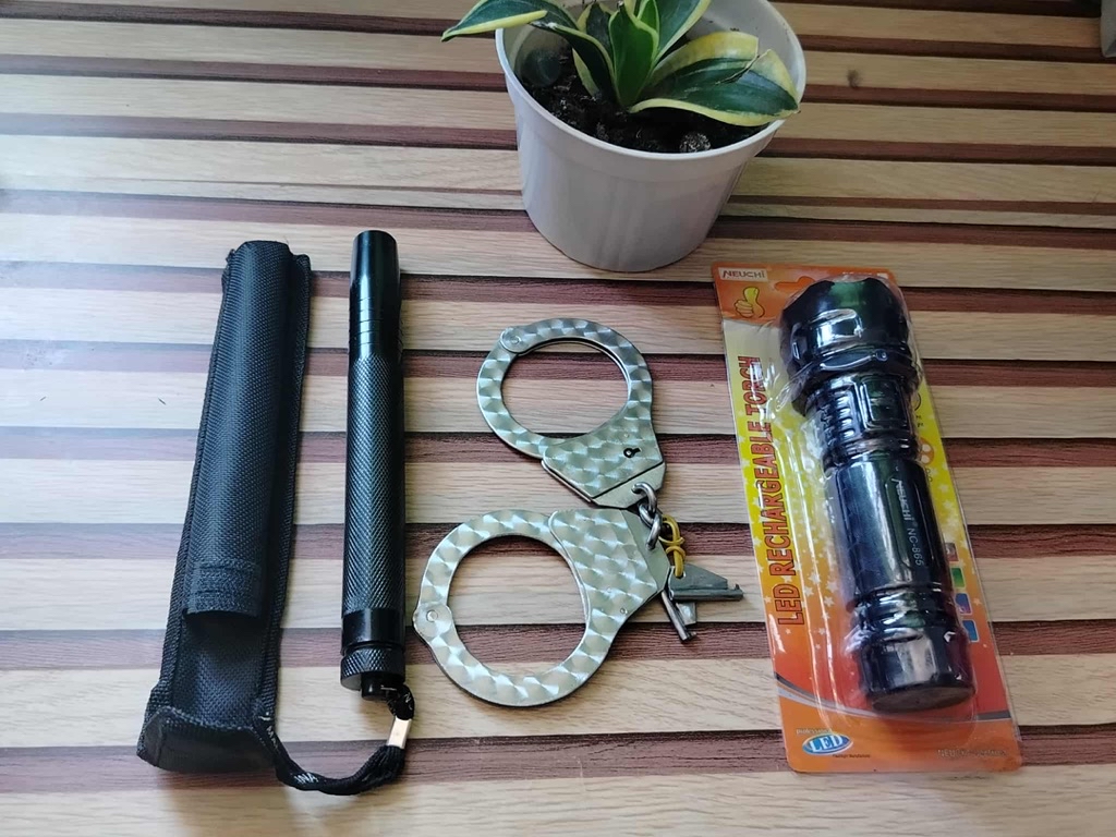 Bundle set (Flashlight,baton & posas) | Shopee Philippines